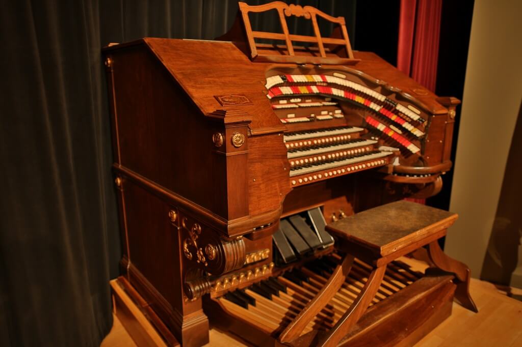 Mighty Wurlitzer Organ – Grand Rapids Public Museum