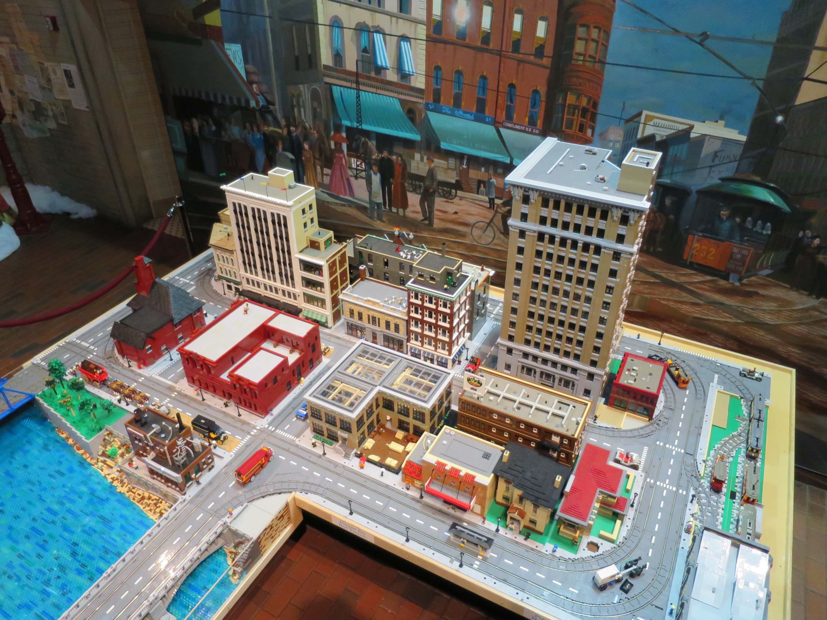 Historic LEGO Display – Grand Rapids Public Museum